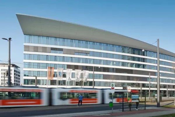 COOL-LITE® SKN 176/176 II | Saint-Gobain Glass
